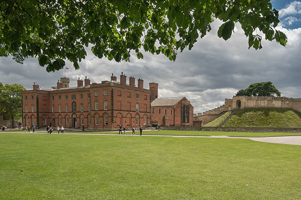 THE Homepage – Lincoln Castle